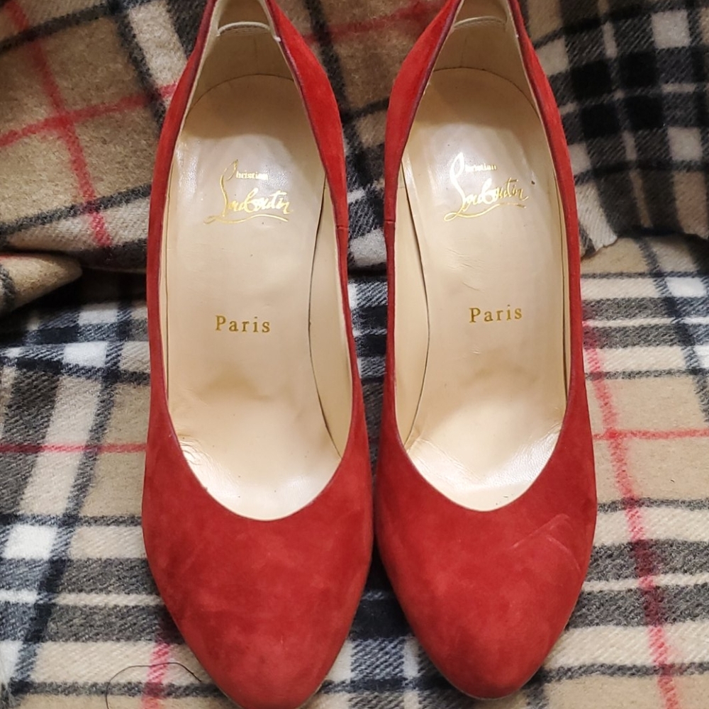 Christian Louboutin Red Pumps - Gem